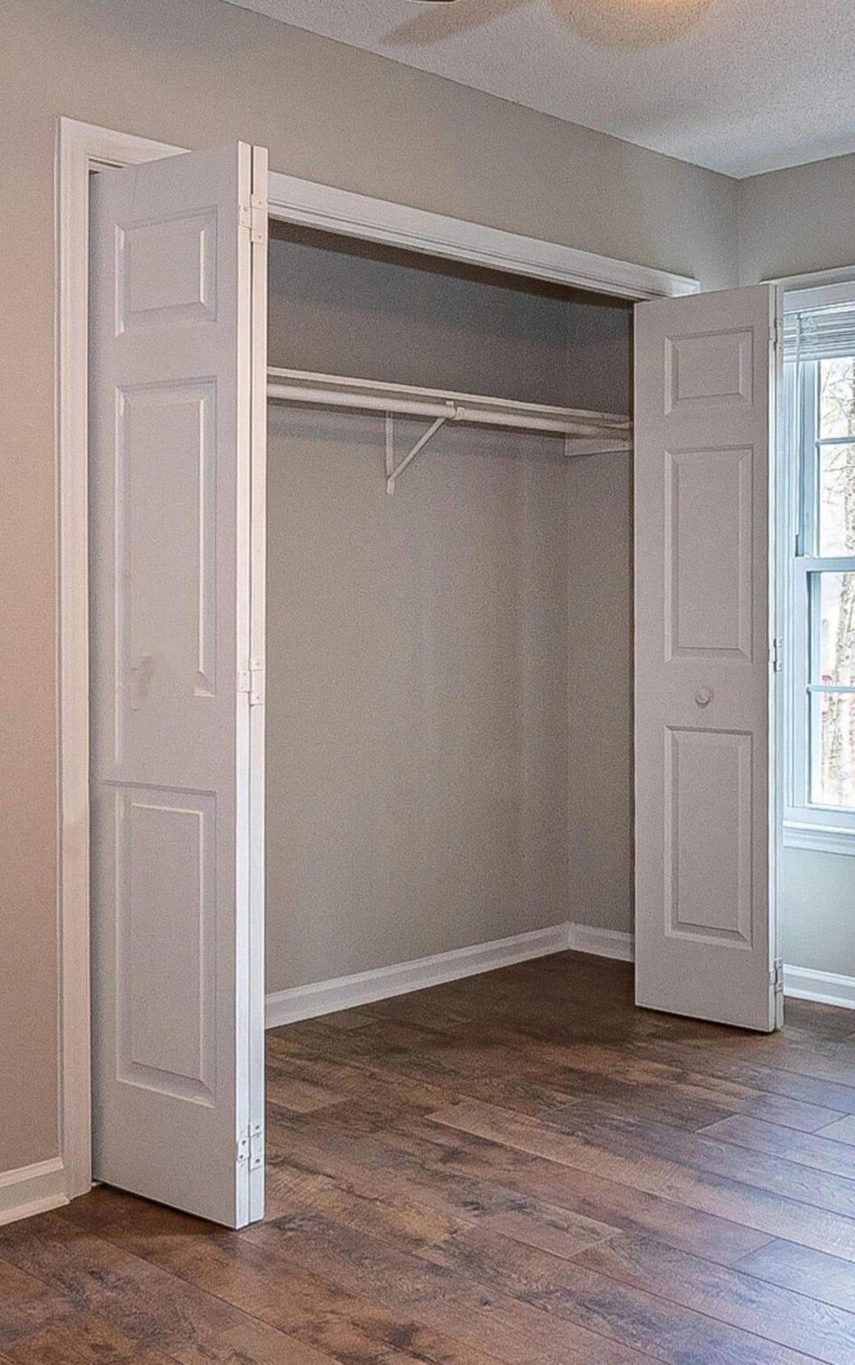 Sliding Closet Doors Toronto - Installation Near You | Belleli Doors