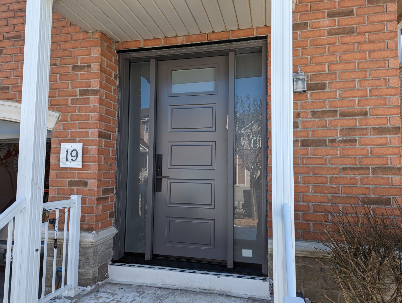 Entry Doors Toronto GTA - Front Door Installation | Belleli Doors